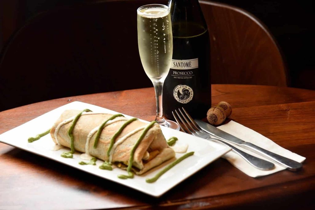 Business Spotlight: Yahya Sardari, Coffy Cafe - District Bridges